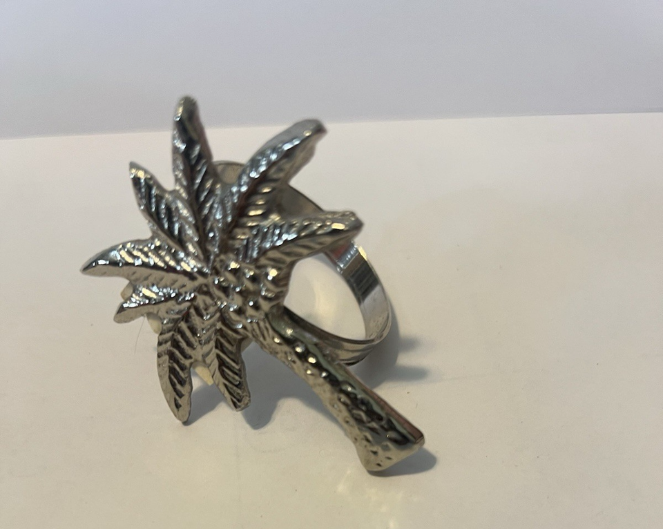 (4) VTG SILVER METAL PALM TREE NAPKING RING HOLDERS TABLE DECOR | eBay