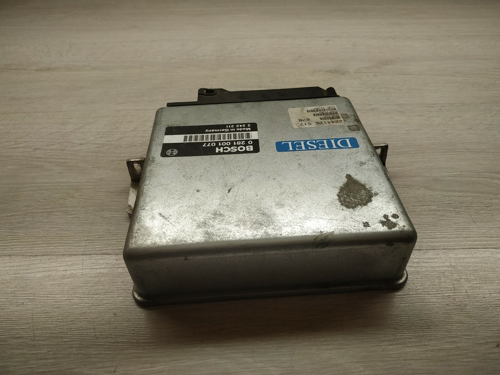 A369 BMW E30 E34 Diesel Engine Control Unit Module Bosch 0281001077 / ...