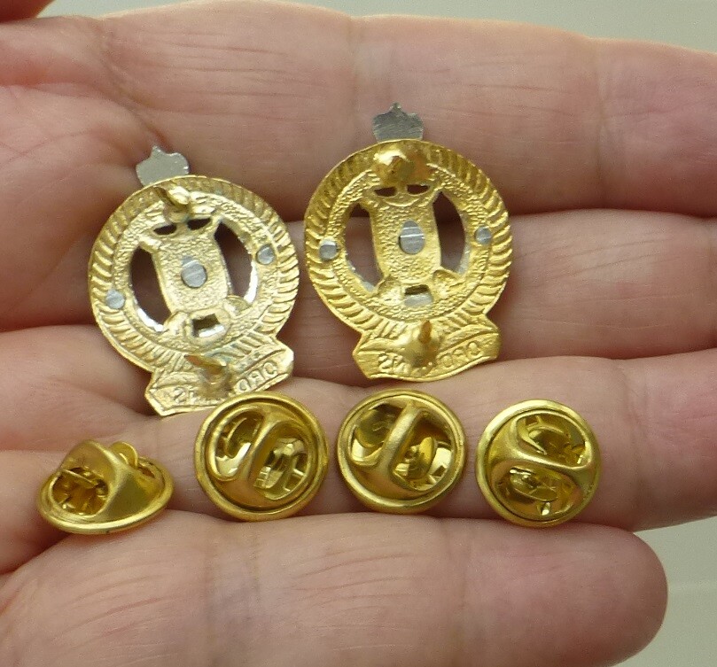 Malaya Federation Malaysia 'Berkhidmat Dan Membantu' 'Ordnans' insignia ...