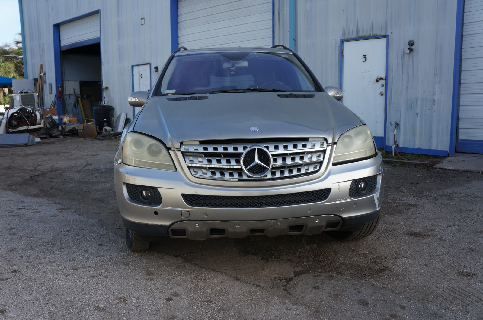 06-2011 mercedes w164 ml350 ml500 ml63 tailgate trunk lock lower cover ...