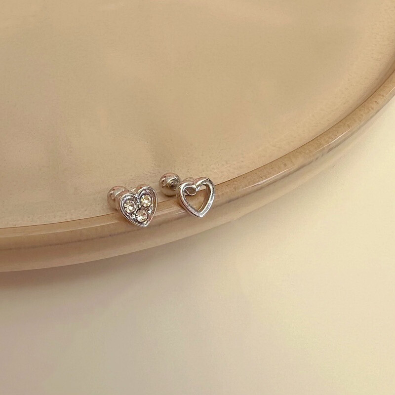 1pair Hollow Heart Earring Ear Bone Nail for Women Cartilage Earr-AW | eBay