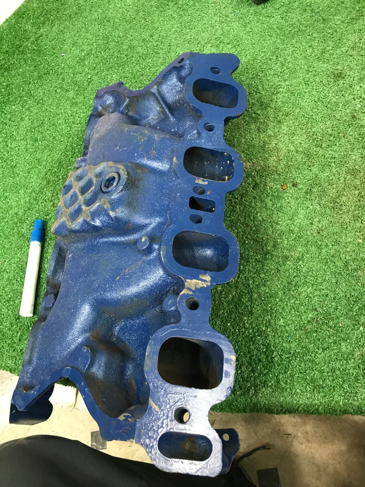 1970-1971 Ford Mustang 351 4 Barrel Intake Manifold Cast Iron D0AE 9425 ...