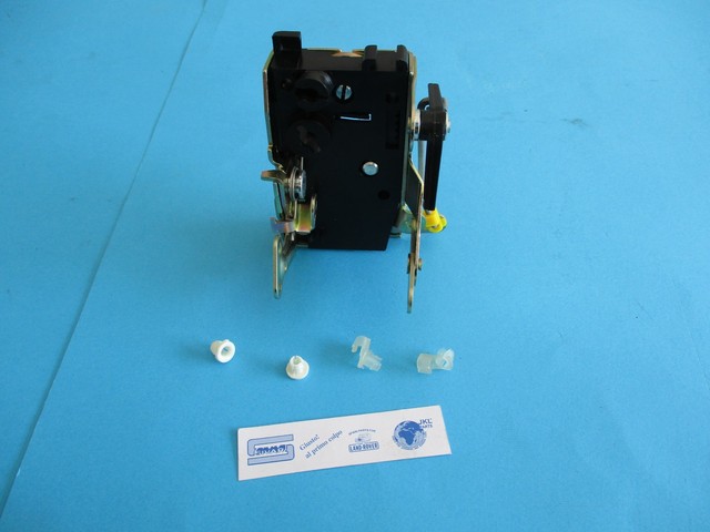 FQJ500240 Lock Door Front Right Land Rover Defender (ld) 90 1349806 for ...