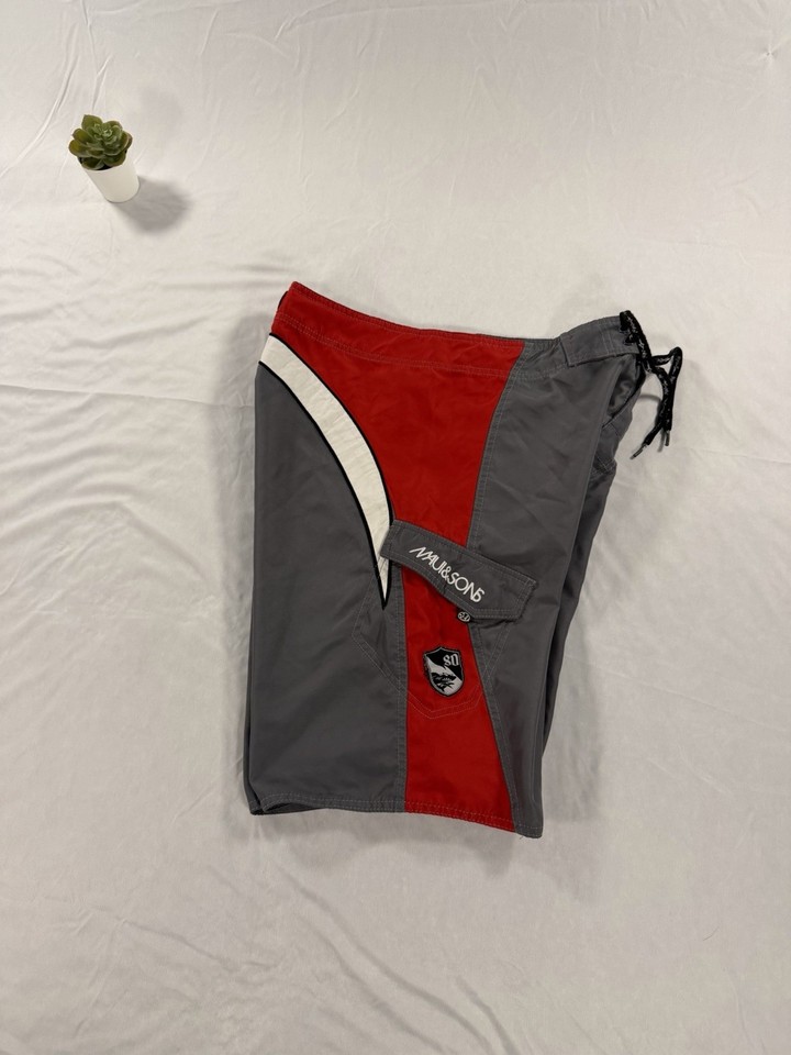 Maui & Sons Boardshorts Shorts Cyclone Size 33 Hawaii Red Grey Swim | eBay