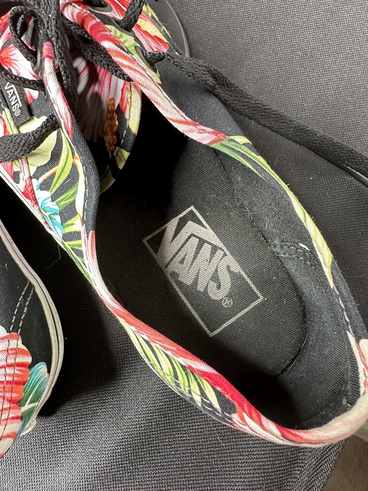 VANS Authentic Hawaiian Floral Pattern Shoes, Sneaker… - Gem