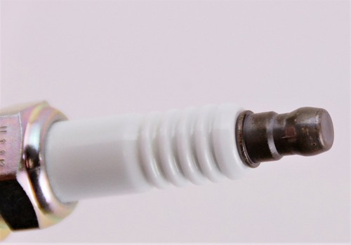 Set of 8 Genuine NGK 7100 Spark Plugs G-Power Platinum ZFR6FGP | eBay