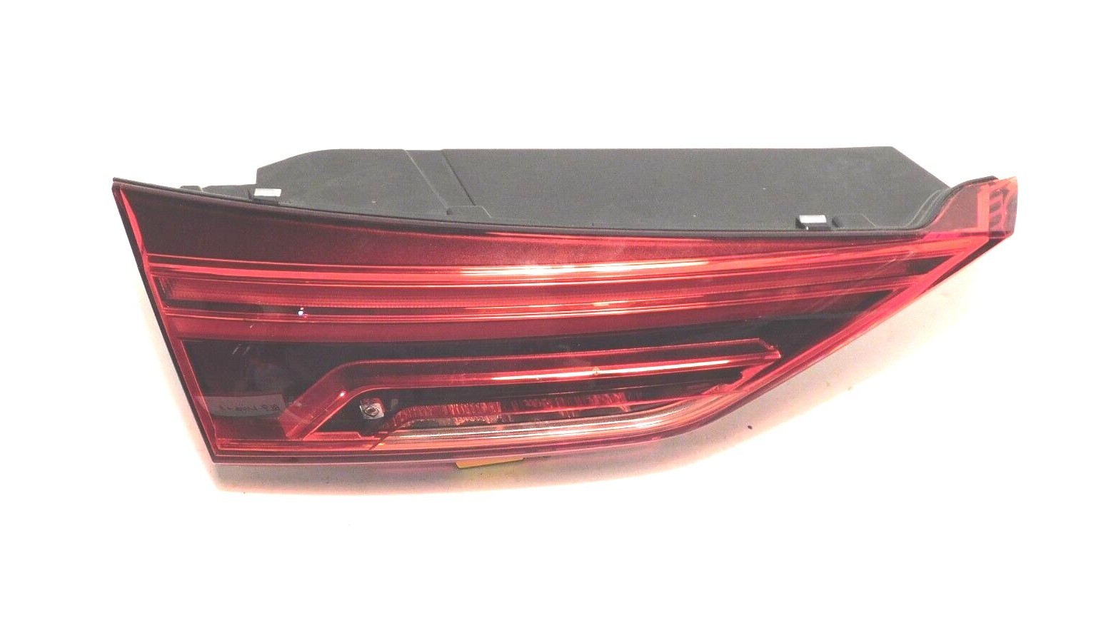 2019 2020 AUDI Q3 DRIVER LEFT INNER TAIL LIGHT STOP BRAKE LAMP 83A.945. ...