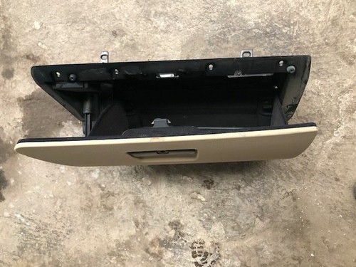 BMW SERIE 3 E90 E91 E92 M3 Vano Portaoggetti Coperchio 3456789012 | eBay