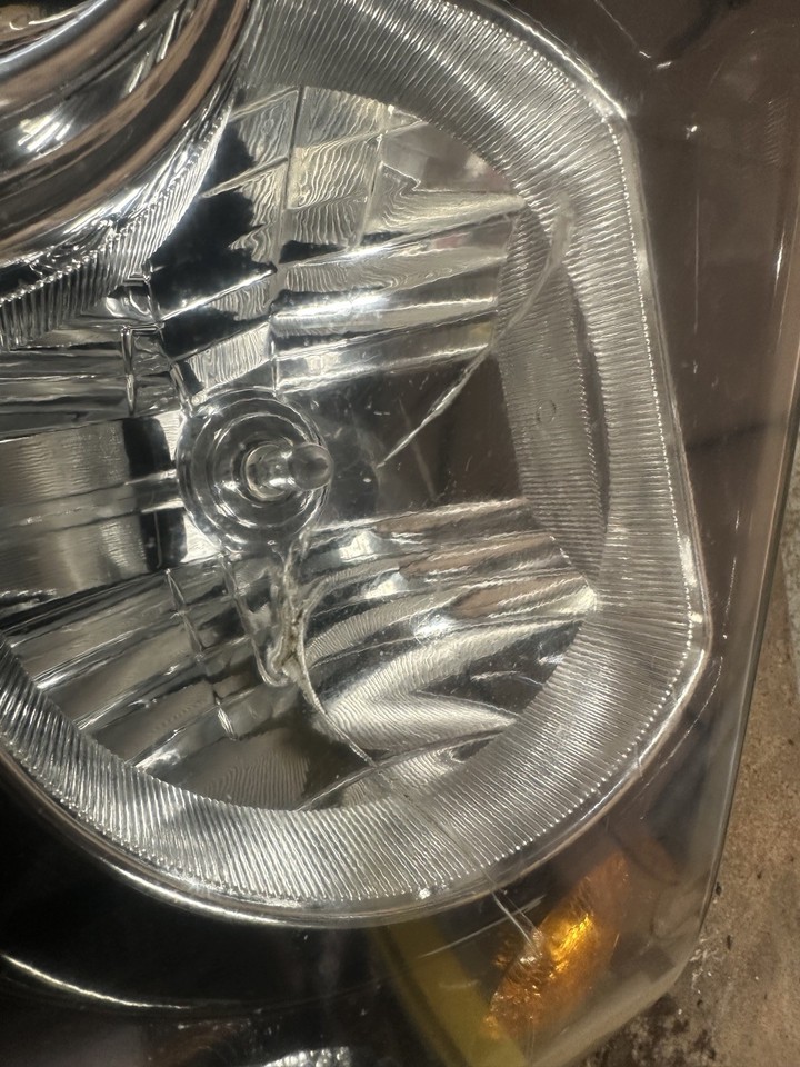Genuine Land Rover Discovery 2 TD5 V8 Facelift Headlights Pair NS OS ...