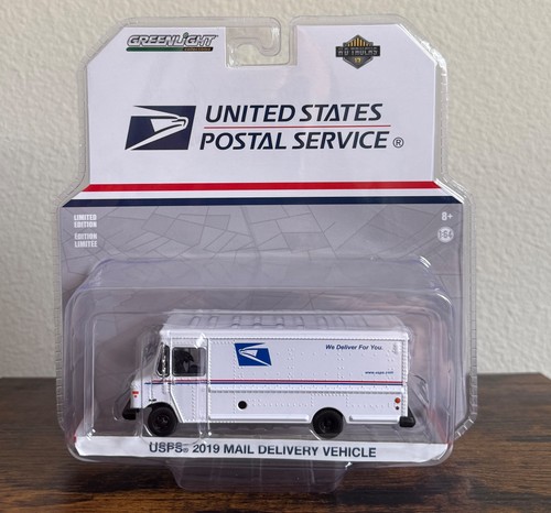 Greenlight 1/64 'HD Trucks' 2019 USPS Mail Delivery Vehicle Postal Step ...