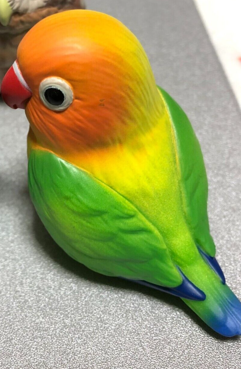 Tenori Friends : Lilian's Lovebird button parakeet bird figure | eBay