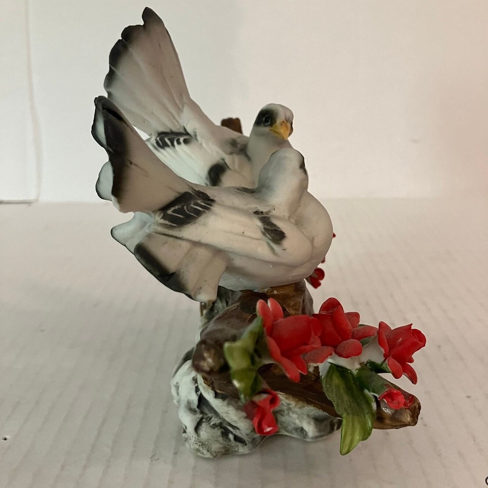 Capodimonte, Italy, Two Birds on Branch of Red Flowers Porcelain ...