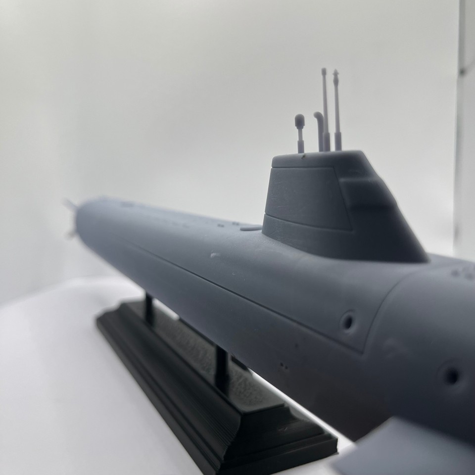 Royal Navy Dreadnought Model Submarine various scales (1:100, 1:350, 1: ...