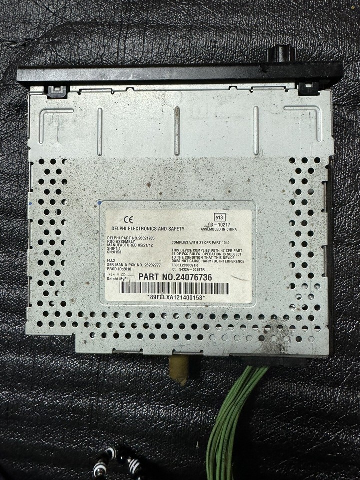 Freightliner Cascadia Delphi CD Player Satellite Radio 24076736 ...