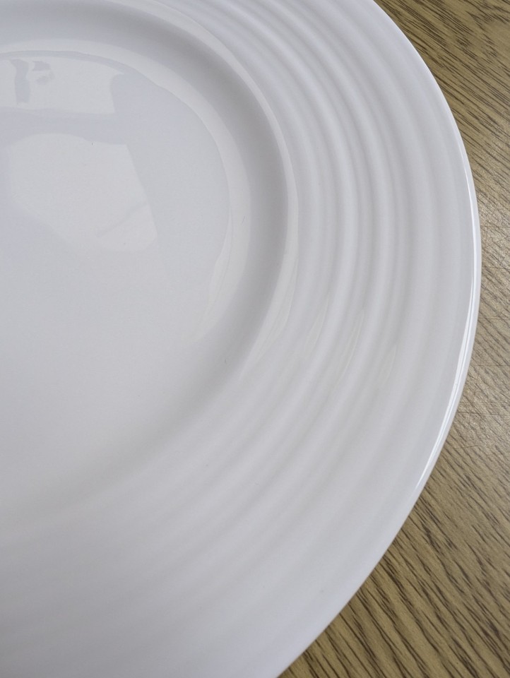 Linea Soho bone china salad plates 8"/20.5cm white with rings superb ...