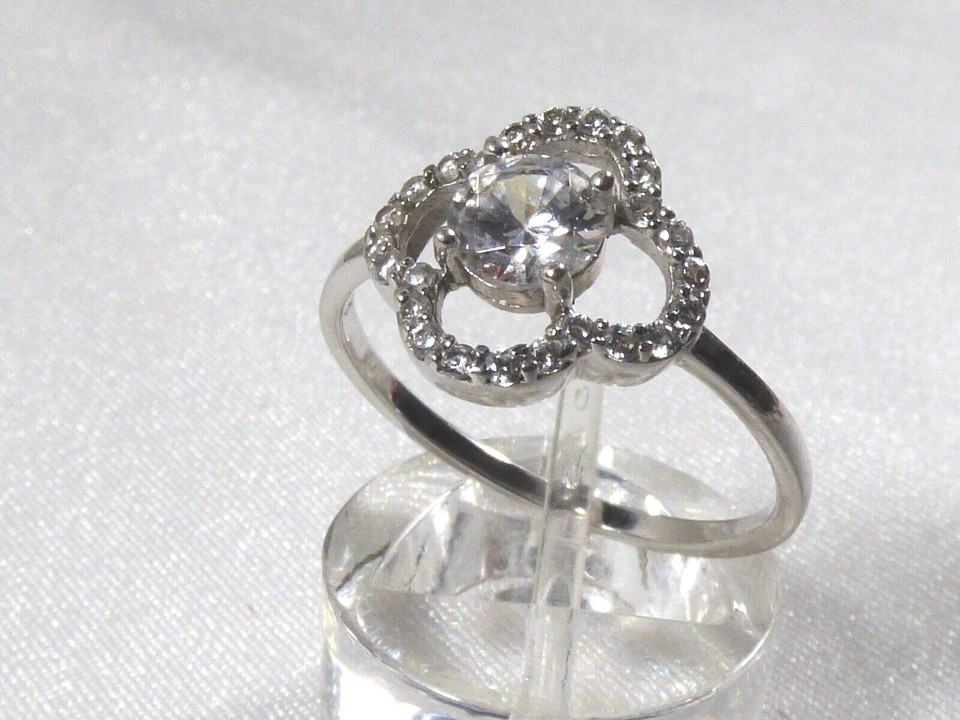 PRETTY FLOWER STYLE STERLING SILVER 925 ROUND CUT CZ CUBIC ZIRCONIA ...