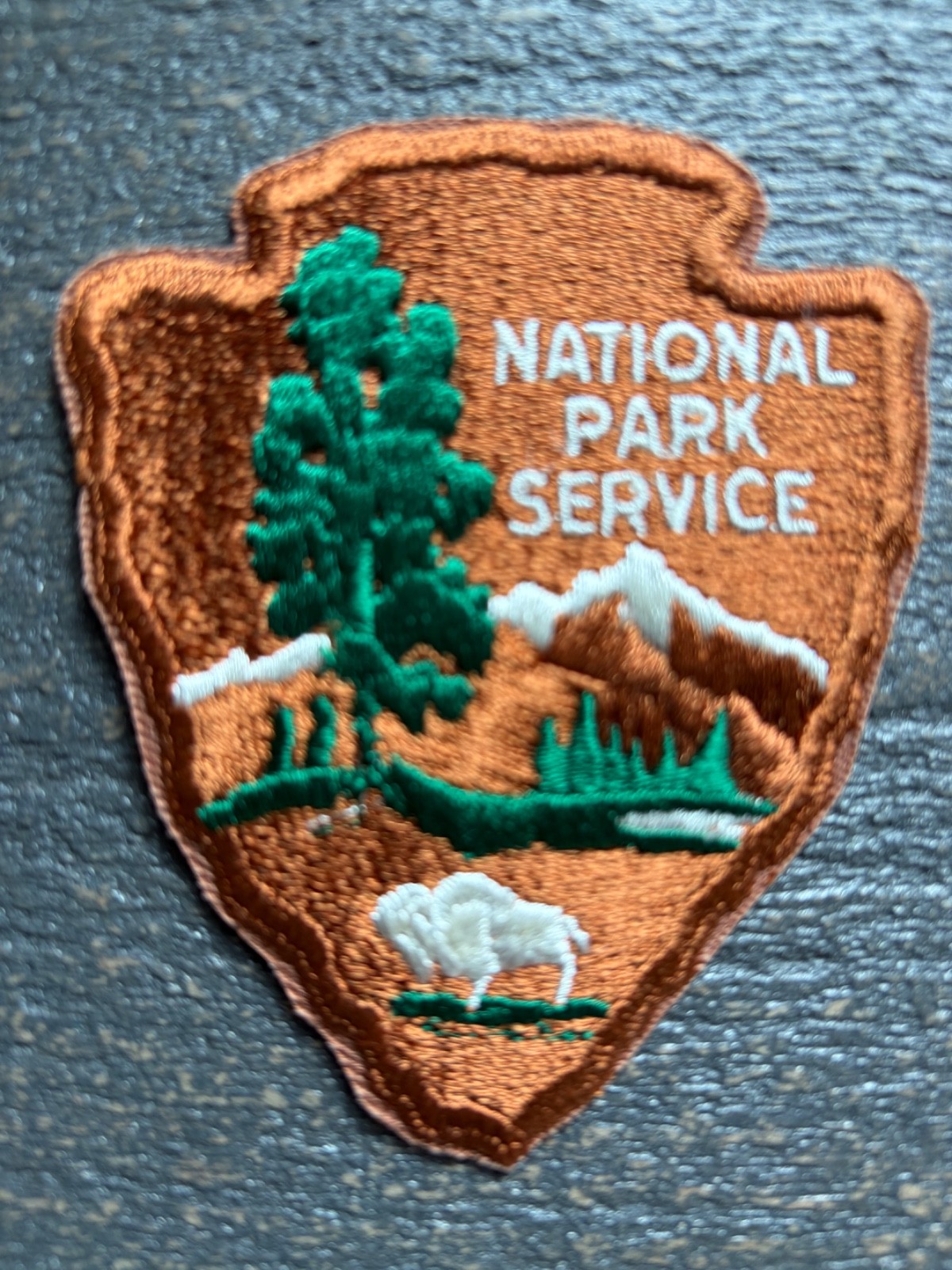 Three National Park Service Arrowhead Patches in Perfect Condition / 2. ...