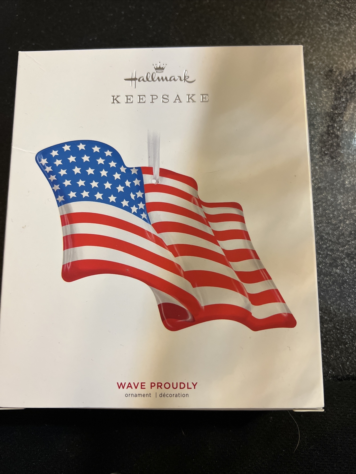 2019 Hallmark "Wave Proudly" USA Flag Patriotic American Old Glory ...