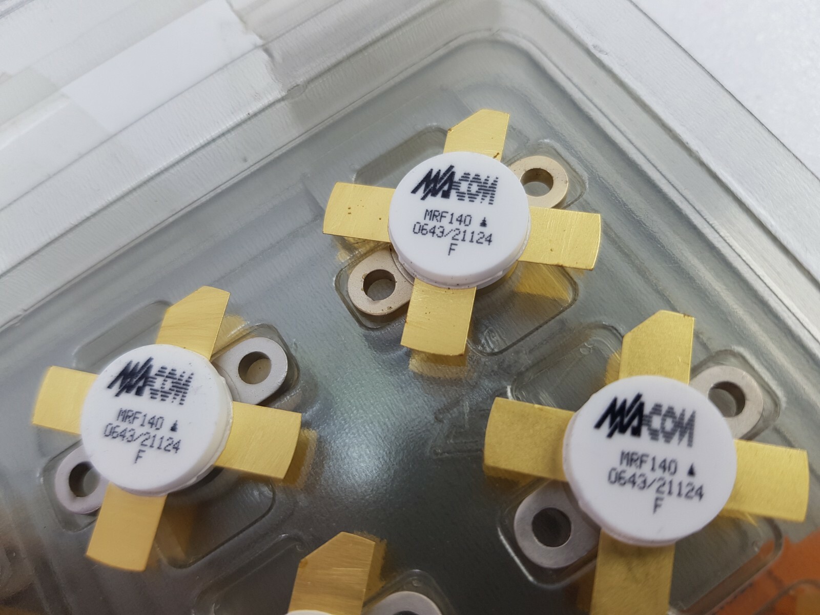 1PCS MA-Com , MRF140 RF MOSFET, Si Based TMOS Transistor 5 to 150 MHz ...