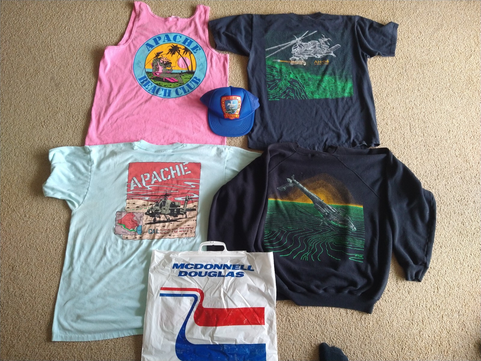 Rare Vintage AH-64 Apache Helicopter Apparel (Sweatsh… - Gem