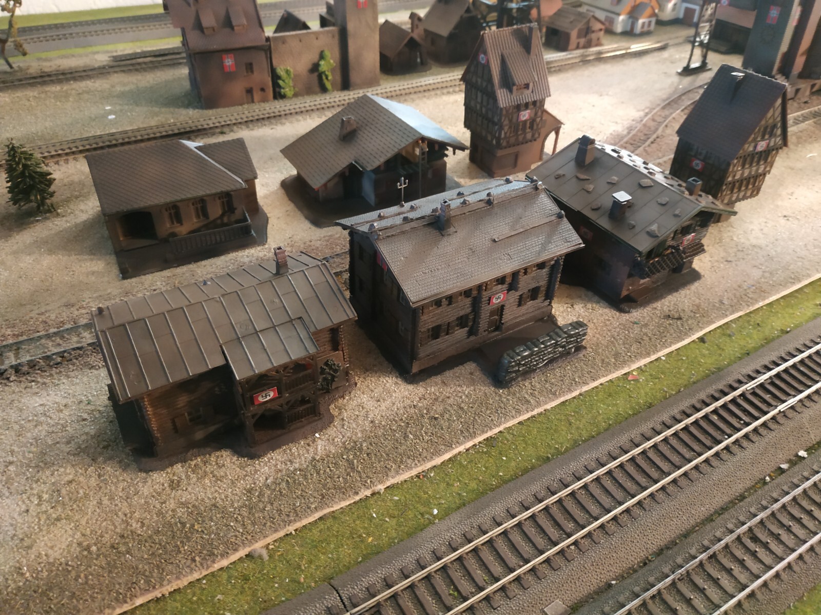 KIBRI, POLA, FALLER, SEVEN BUILDINGS FOR WWII MILITARY THEMES, SCALE HO ...