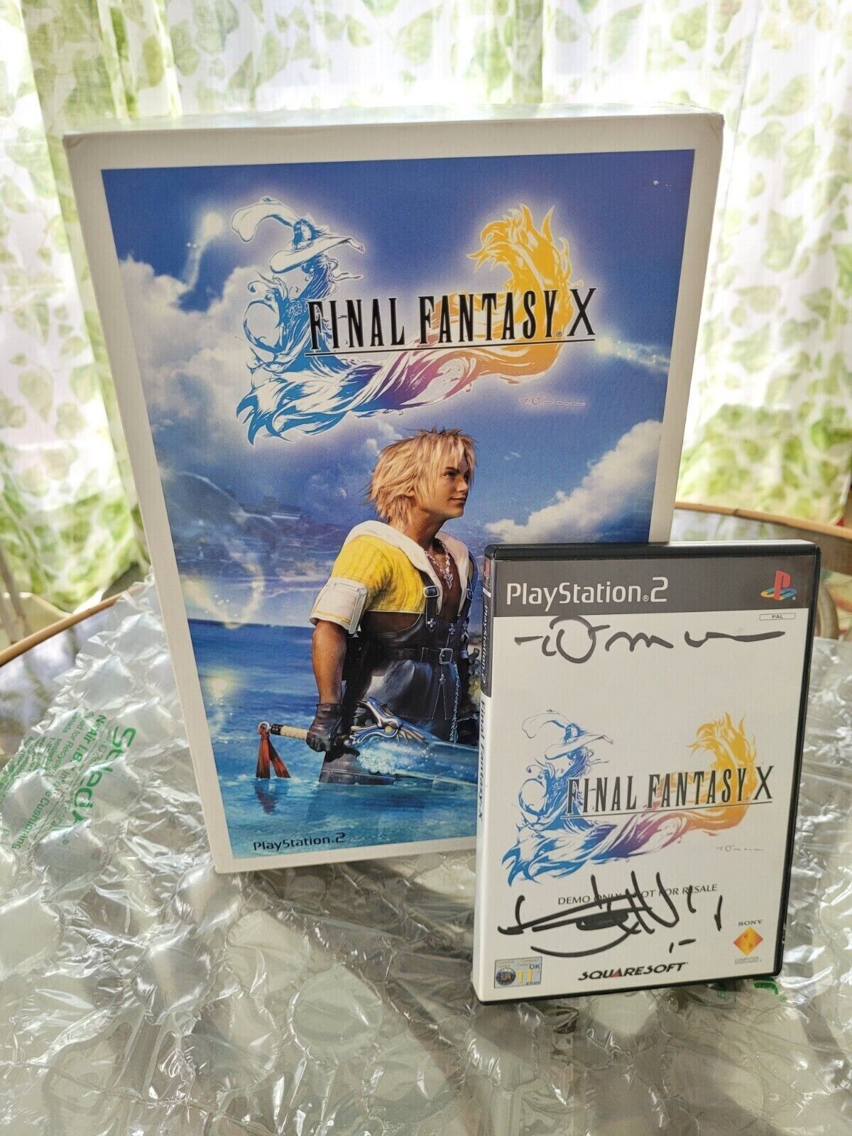 Final Fantasy X Playstation 2 PAL Press Kit Yoshitaka Amano Signed ...