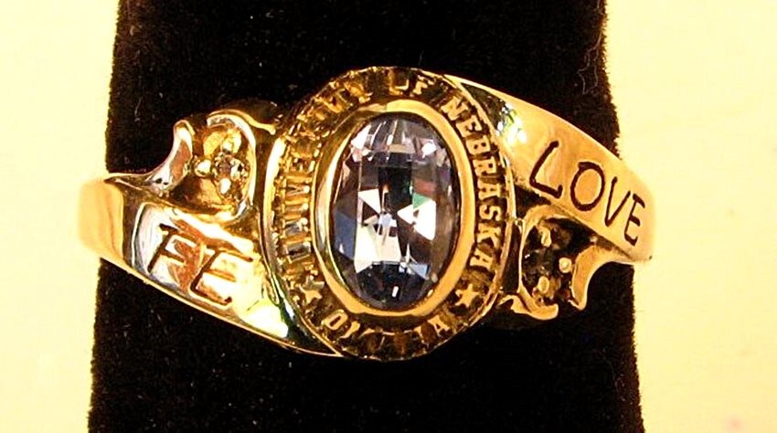 UNIVERSITY of NEBRASKA GOLD RING 18K w DIAMONDS JOSTENS SIZE 8 | eBay