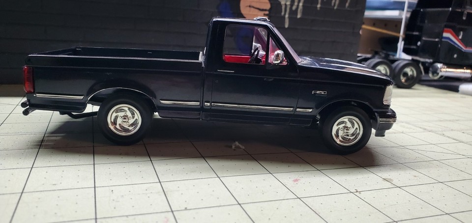 AMT 1110M 1994 Ford F-150 SVT Lightning model kit Build | eBay