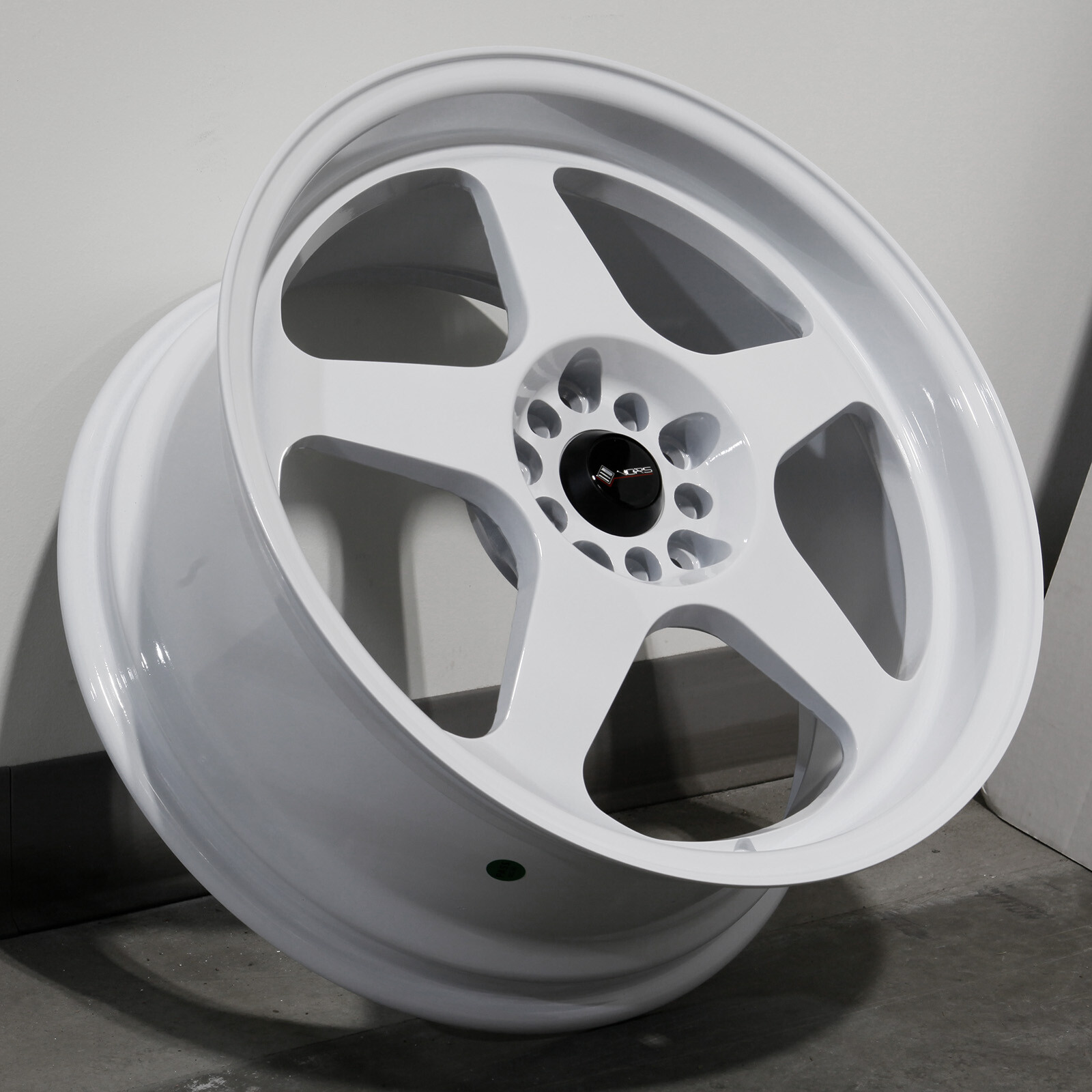 18x8 White Wheels Vors SP1 5x105 35 (Set of 4) 73.1 | eBay