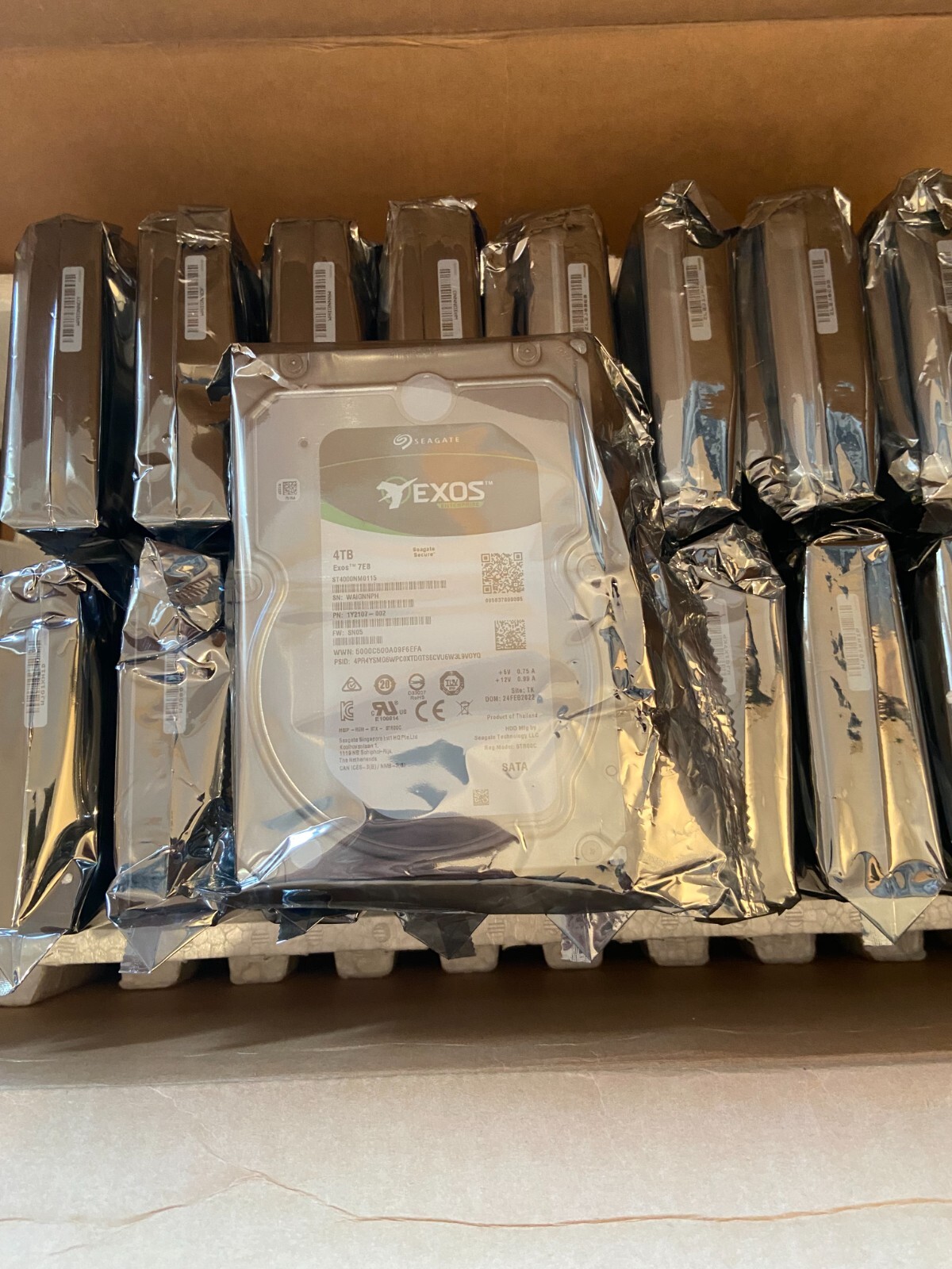 4TB Seagate ST4000NM0115 EXOS 7E8 Enterprise SATA Hard Drive, 3.5" HDD ...