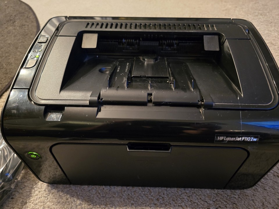 HP LaserJet Pro P1102w Standard Printer Laser Printer (CE657A ...