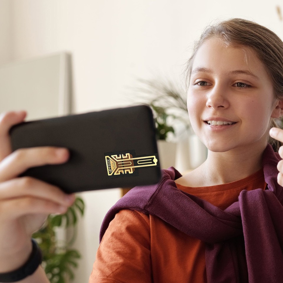 10 Internal Antenna Signal Reception Booster for iPhone/Android Cell ...