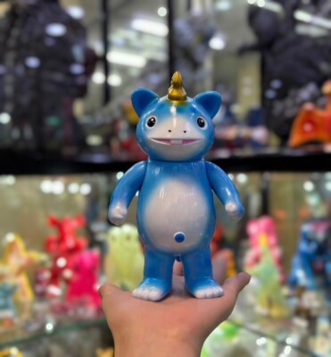 U.S.TOYS Busca Kaiju Blue Mouse Ultraman Series Limited Sofubi Vinyl ...