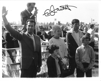 NED JARRETT RETIRING 8 X 10 B & W PHOTO WITH FAMILY - HAND SIGNED | eBay