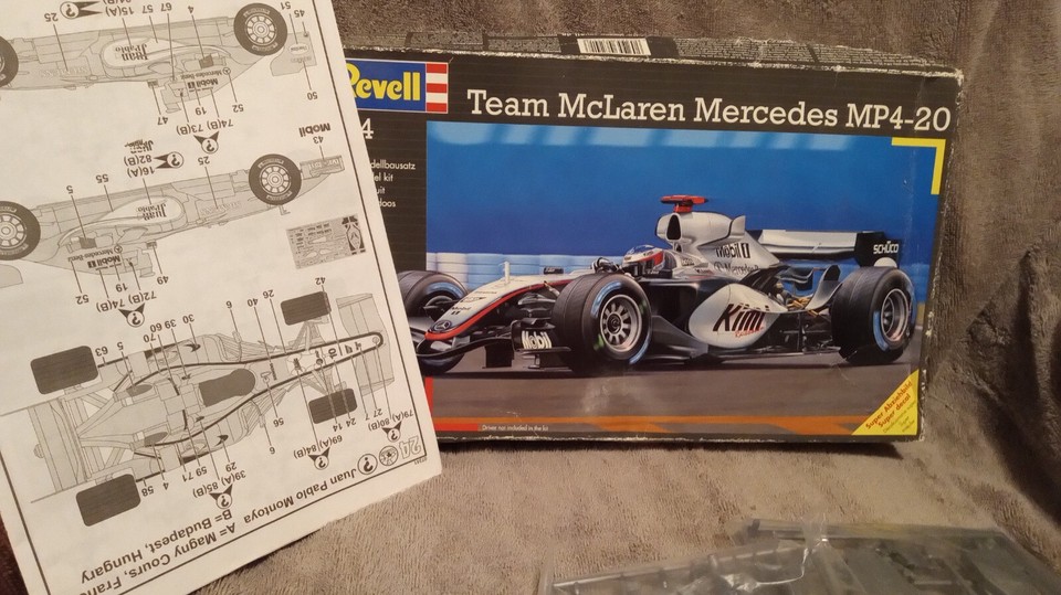 Revell 1/24 Team McLaren Mercedes MP4-20 Plastic Model Kit # 07241 | eBay