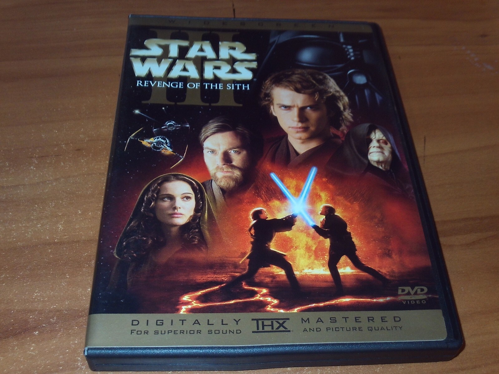 Star Wars Episode III: Revenge of the Sith (DVD, 2005, 2-Disc ...
