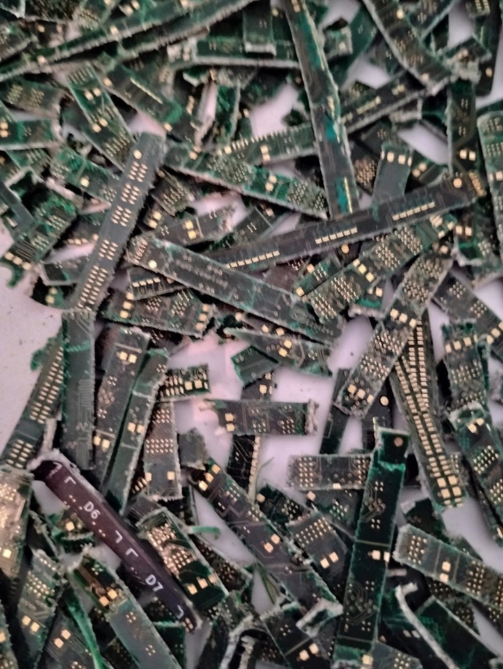 100 Grams Clean Scrap Gold PCB Material *Easy to process/pre-processed ...