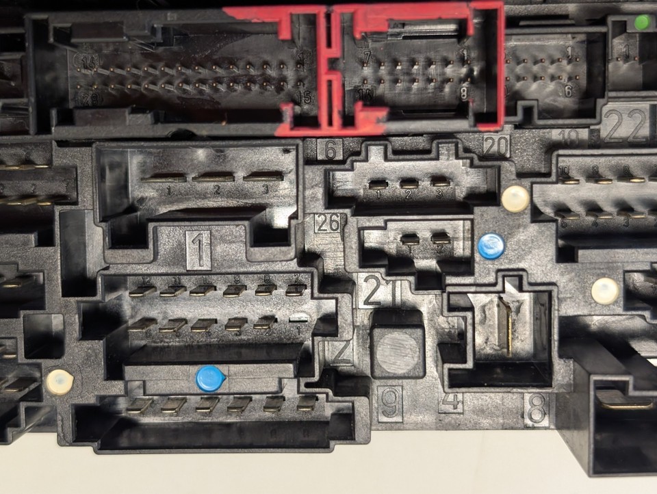 2001-2009 MERCEDES W203 C230 C280 CLK350 FRONT SAM FUSE BOX RELAY ...