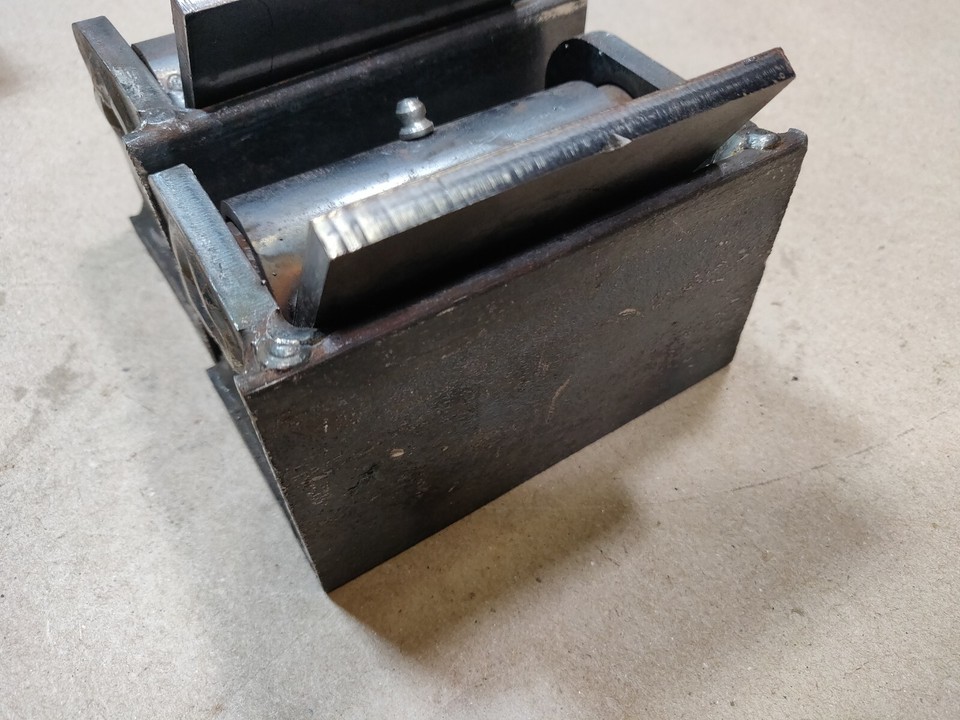 Large 4.5" Wide Weld On Trailer Hinges, Greasable, Boxes Trailer Hinges ...