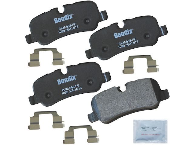 Rear Brake Pad Set For Land Rover Lexus Range Rover LR2 LR3 LR4 Sport ...