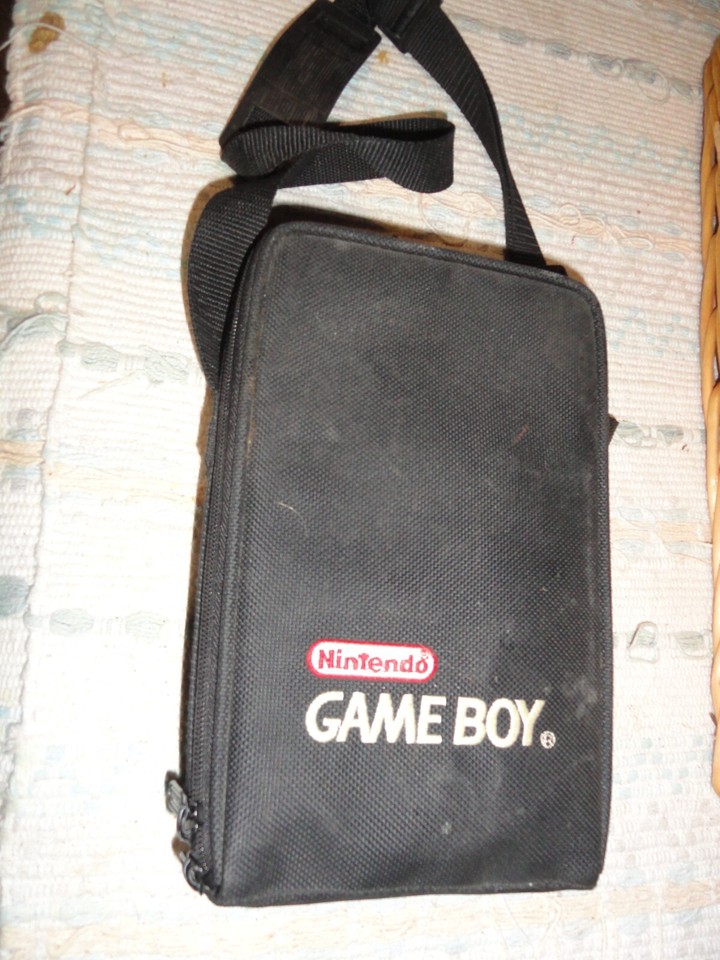 Retro Nintendo Gameboy Color Atomic Purple with 5 Games and Bag Bundle ...