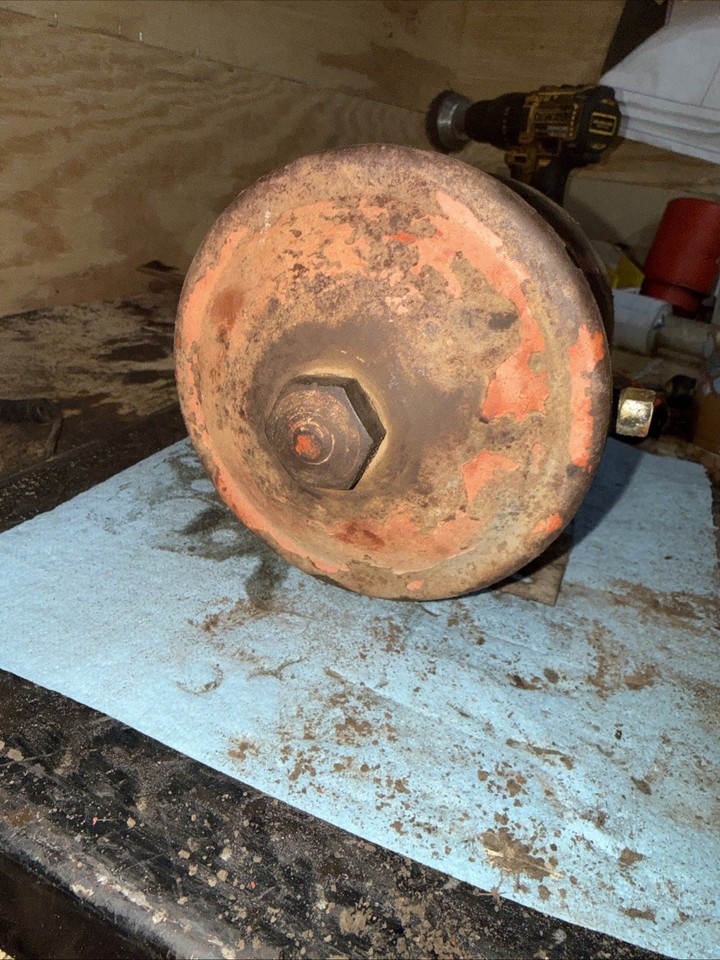 Case DC Tractor Oil Filter Canister | eBay