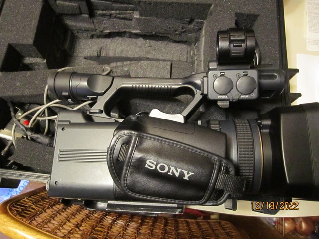 Sony HDR-AX2000E High Definition Flash Media, AVCHD Camcorder for sale ...