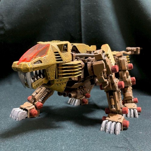 Zoids Shield Liger Kotobukiya HMM Repainted Model Kit | eBay