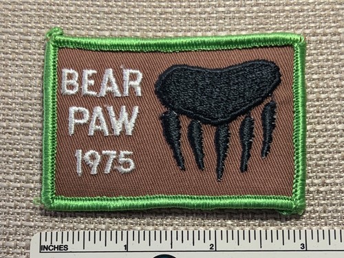 Vintage 1975 CAMP BEAR PAW Boy Scout Uniform Badge PATCH BSA Bay Lakes ...