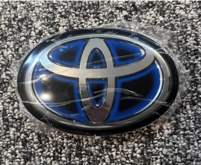2021-2022-2023 Toyota Sienna Front Grille Emblem Logo Radar Hybrid OEM ...
