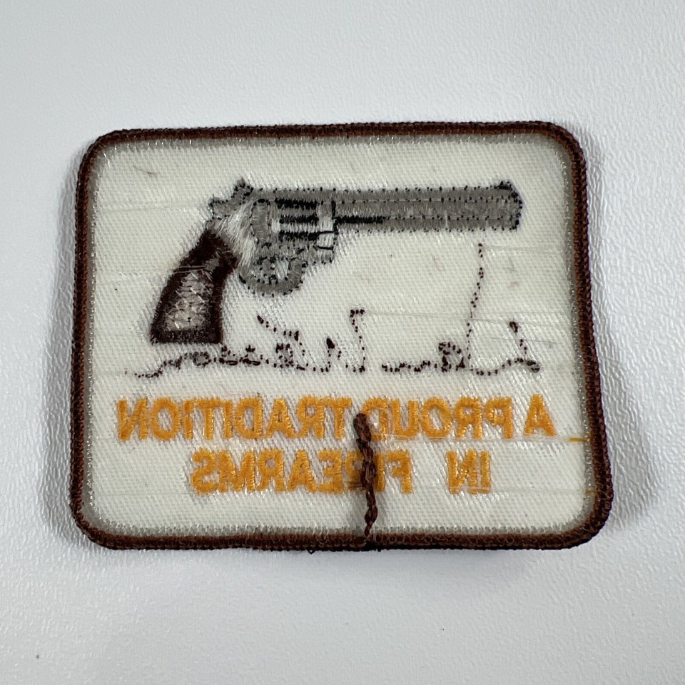 Vintage Dan Wesson Firearms Patch 3 3/8 x 2 3/4 Hunting Hunter Crest ...