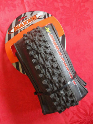 Maxxis Ignitor folding MTB tire, 26 x 2.1 | eBay