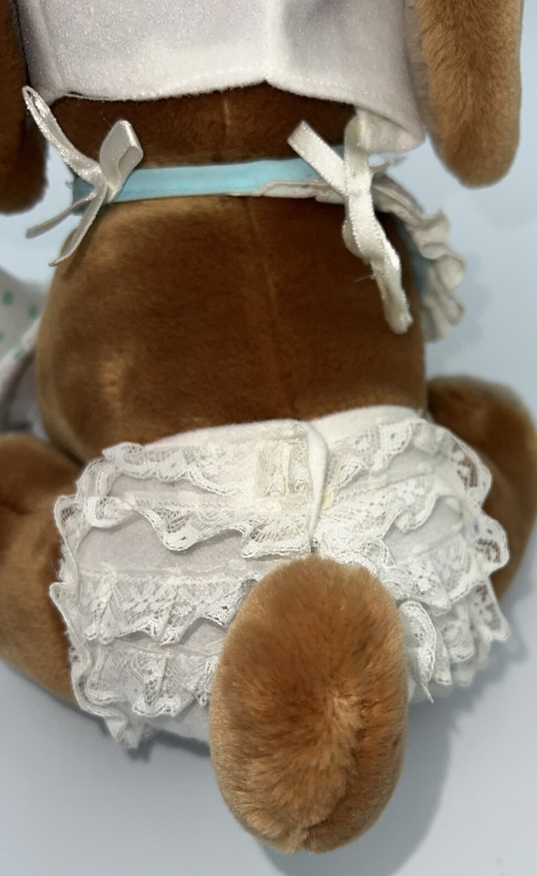 1981 Ganzbros Toys Plush 10" Wrinkles Dog Girl Bone Bib Bloomers Bonnet ...