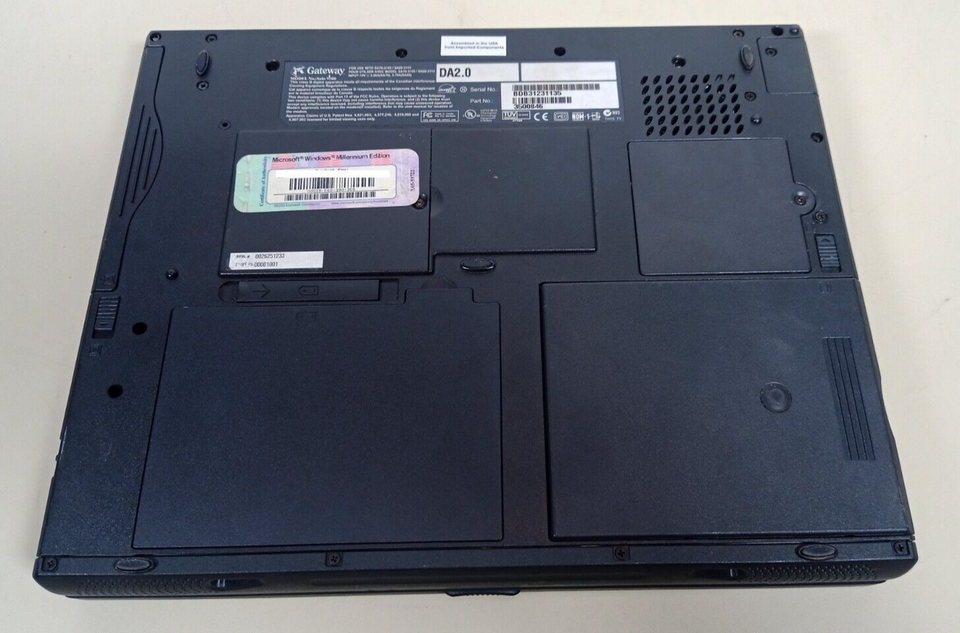 Vintage Gateway Solo 9500 Laptop Pentium III 745MHz 128MB RAM 20GB HDD ...
